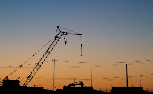 Crane Safety - Overhead Power Lines | OSHA Safety Manuals