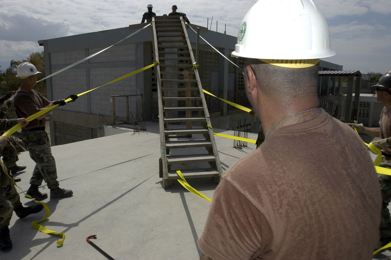 Stairs And Walkways | OSHA Safety Manuals